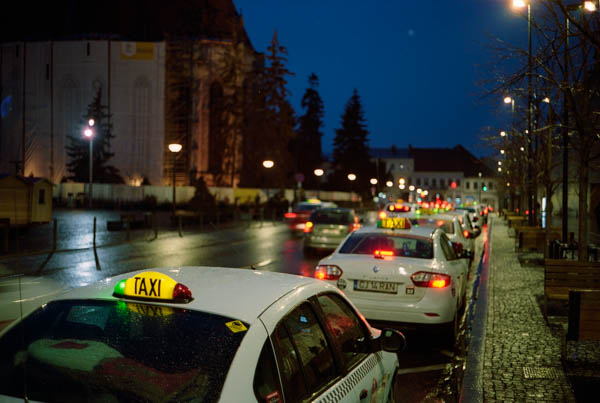 35mm Leica CL Film Camera Review (Minolta CL)