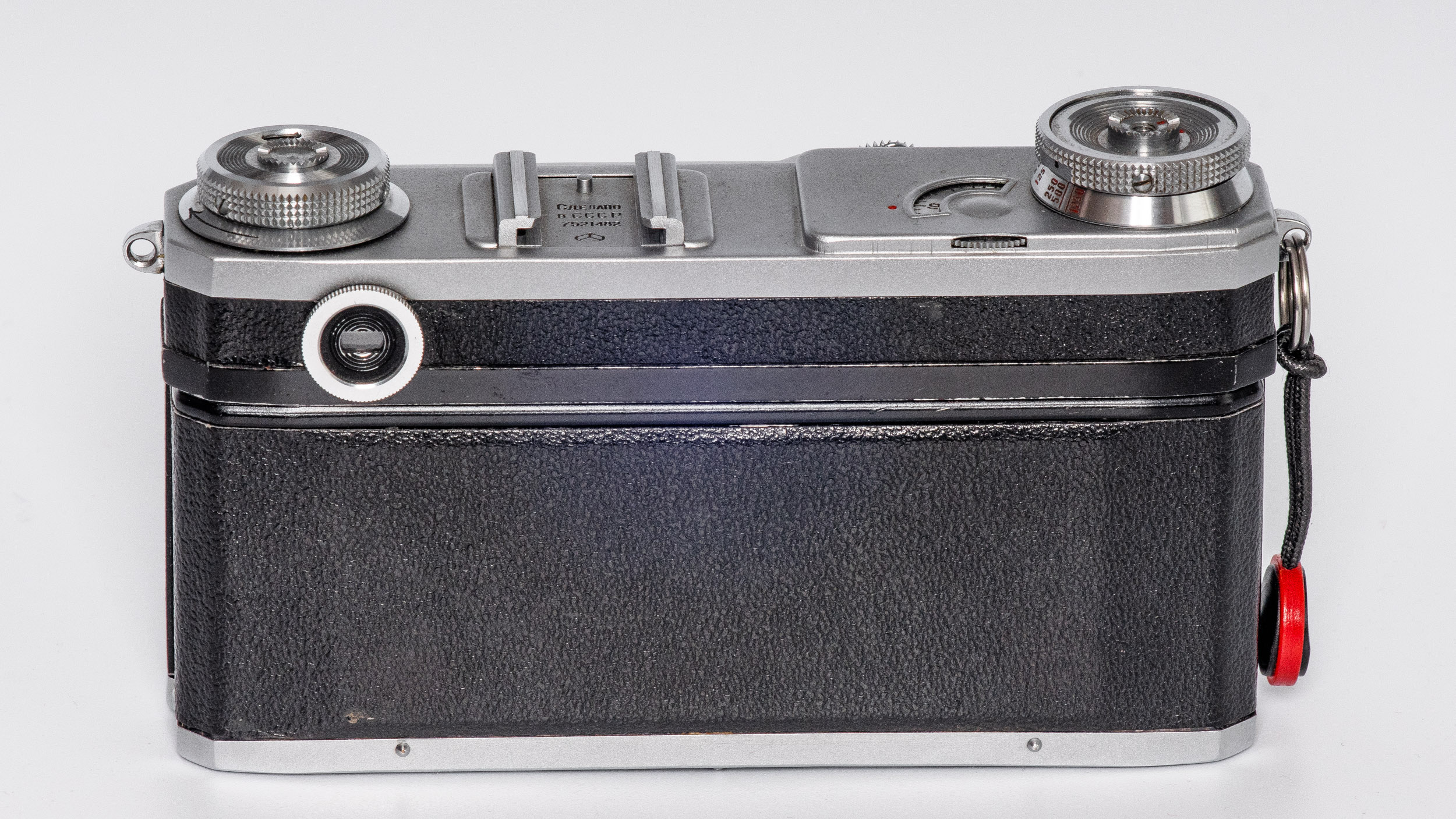 Cheap Leica Alternative: Soviet Kiev 4a Camera