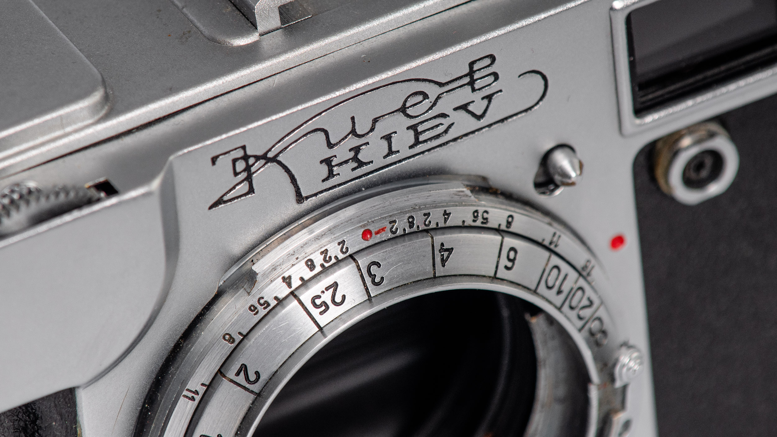 Cheap Leica Alternative: Soviet Kiev 4a Camera